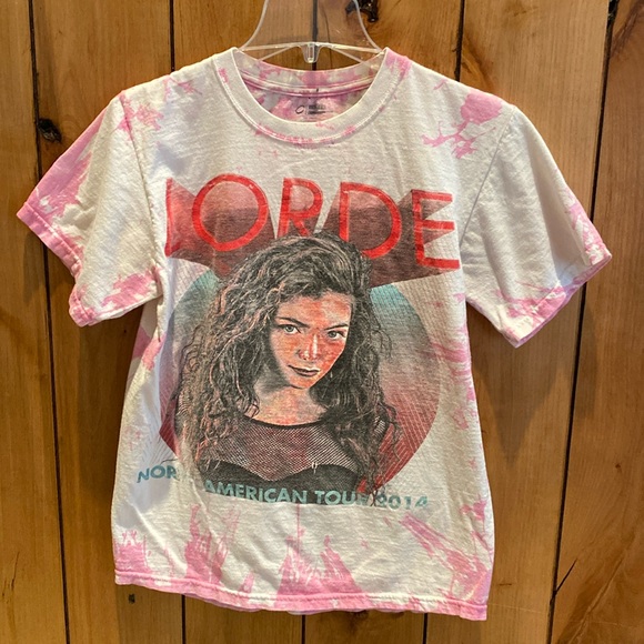 Tops | Lorde Concert Tour Keepsake | Poshmark